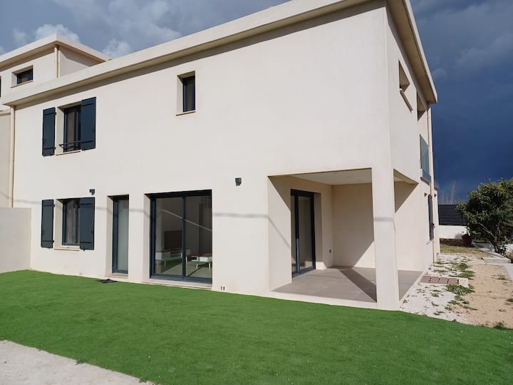 Rez De Jardin Climatisé, Piscine T3 / 57 M2 - Ollioules