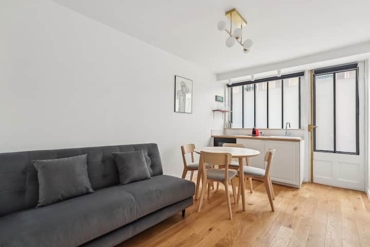 Cosy Stay In Typical Montmartre - Paris