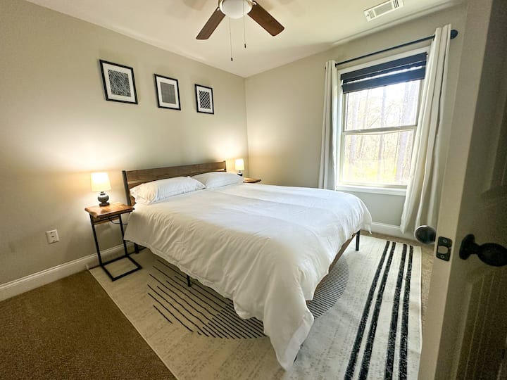 30+ Days Downtown Lawrenceville! - Lawrenceville, GA