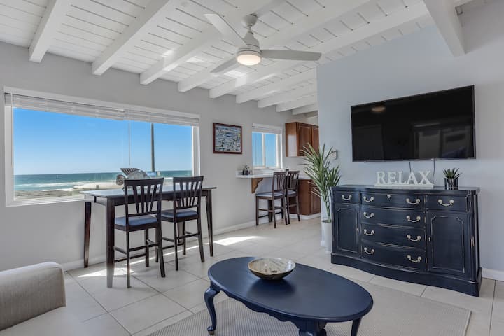 Boardwalk Ocean Waves Surfers - Mission Beach & Pb - San Diego