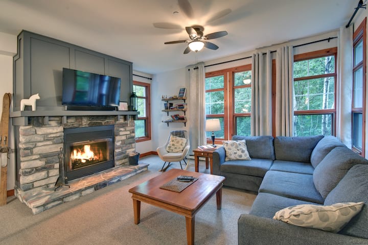 Condo 2ch Tremblant Les Eaux - Spa, Piscine, Sauna - Mont-Tremblant