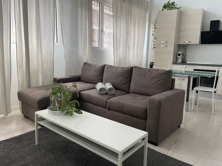 Appartamento Loft [Navigli - Bocconi - Iulm] - Milan