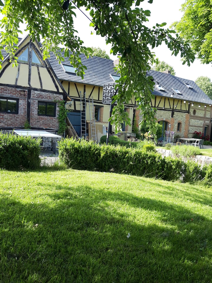 Grande Maison Familiale Proche Toutes Commodités - 노르망디