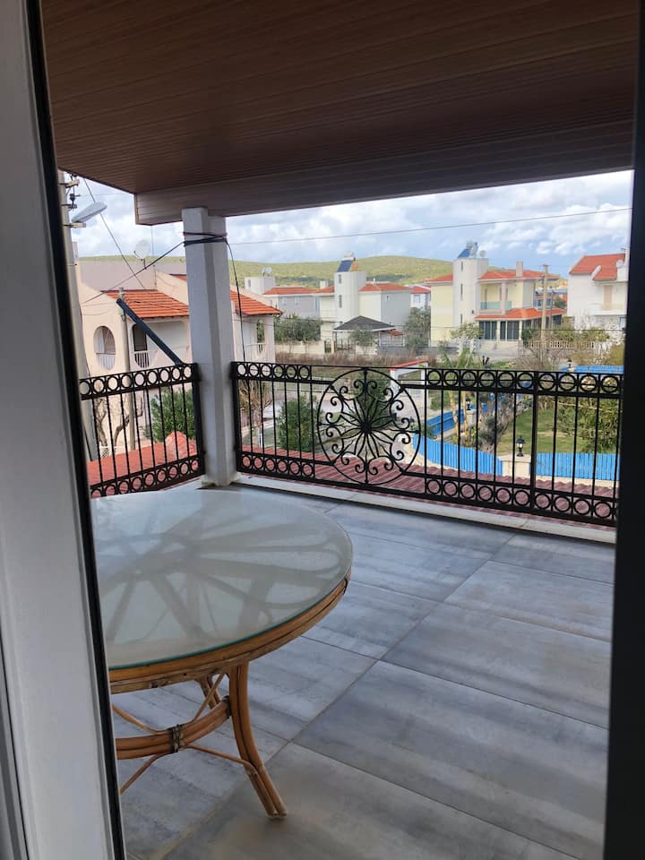 ÇEşme ŞIfne ‘De Denize 2 Dk Mesafede Eşsiz Villa - Alaçatı