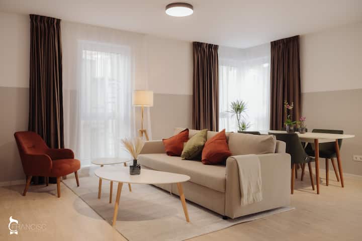 Zen Designer Apartment With Office - Cluj-Napoca