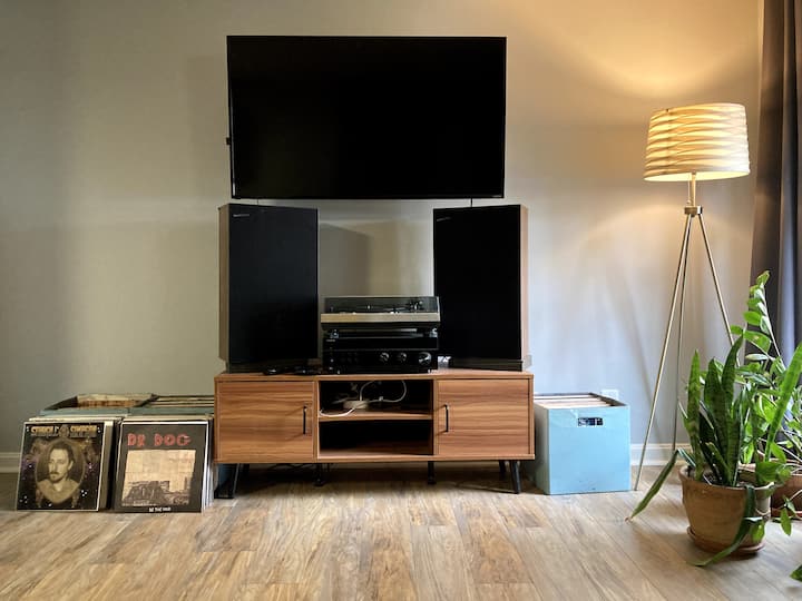 2 Bedroom Home -  Central Louisville Charm - Louisville