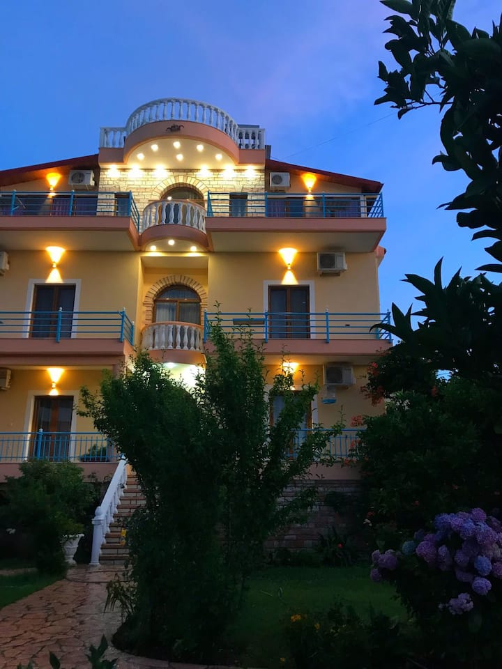 Superior Villa - Ksamil