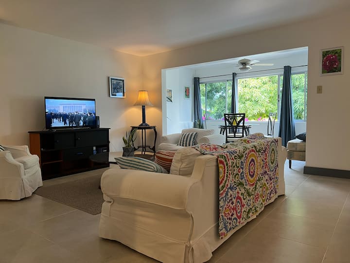 Ivy's Place 1bdr Seawind On The Bay, Montego Bay - Montego Bay