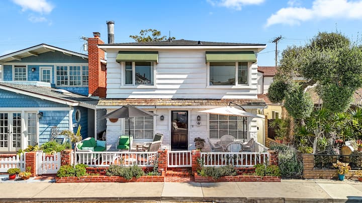 "The Cottage" On Balboa Island - Newport Beach, CA