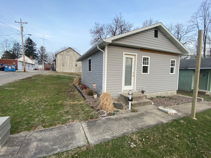 Modern, New 1 Bdrm Home In Lafontaine - Salamonie Lake, Andrews