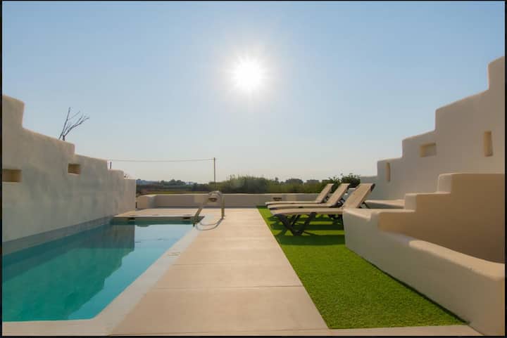 Deluxe Villa With Private Pool - Naksos