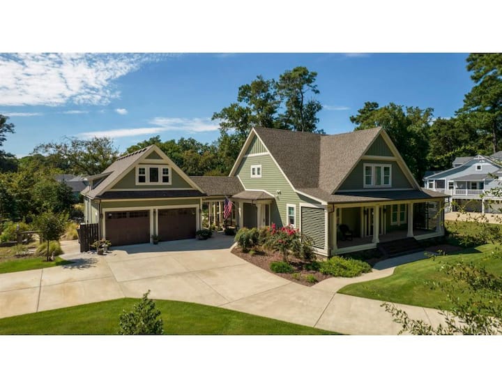 Peaceful Retreat | 4br Quality Home W/private Pool - Duck, NC