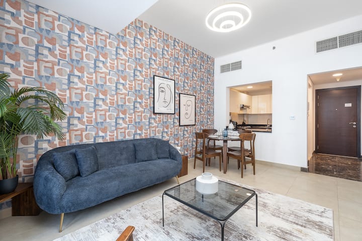 Colorful Geometric Apartment In Dubai Marina - Dubai