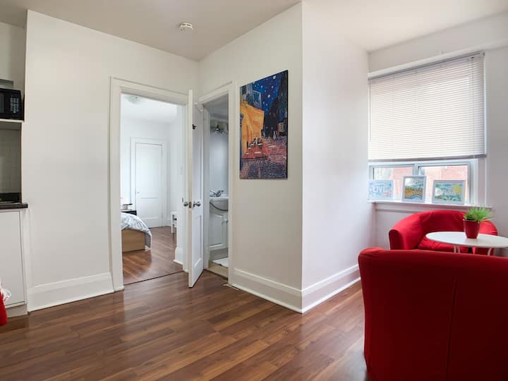Cozy 1 Bd Apt In Midtown Toronto - Toronto