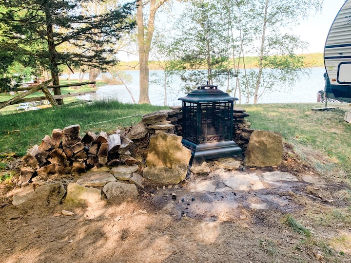 Waterfront Trailer In Pec - Prince Edward