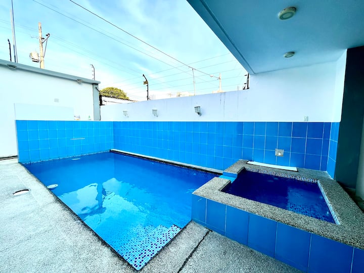 1.1.7.0 Casa Privada A Dos Cuadras De La Playa - Tonsupa