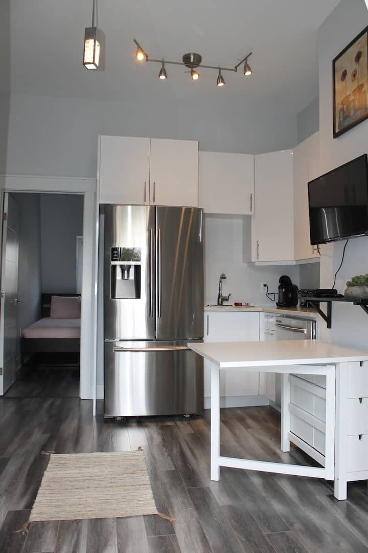 Downtown Suite W. Rooftop Patio, Hot Tub, Ac - Halifax