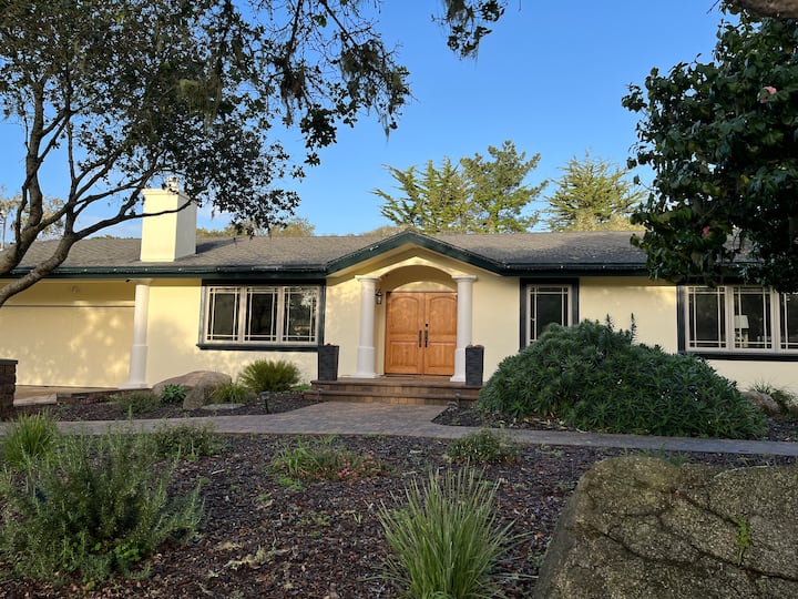 Pebble Beach Retreat With Hot Tub, Fire Pit - Monterey, CA