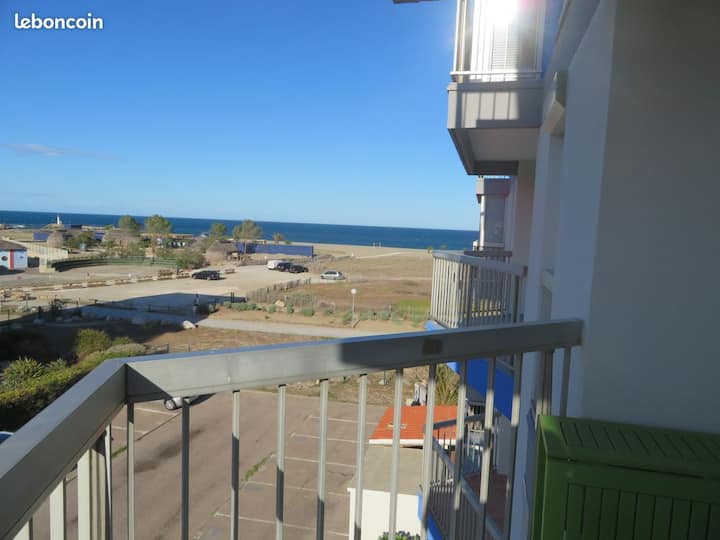 Appartement T2 Vue Mer Entre Port Et Village - Le Barcarès