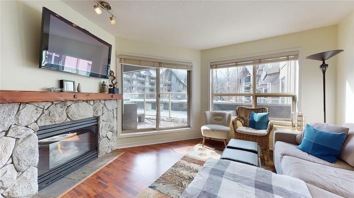 Aspens Ski-in And Ski-out 2bd - Whistler