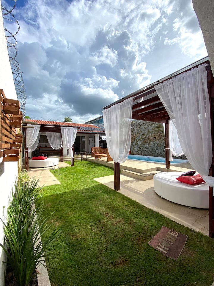 Casa 5 Quartos Com Piscina - Caldas Novas