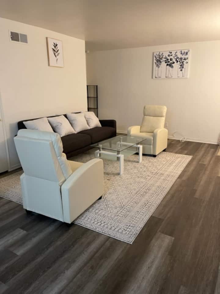 2 Bd Hidden Gem+private Backyard - Riverside, CA