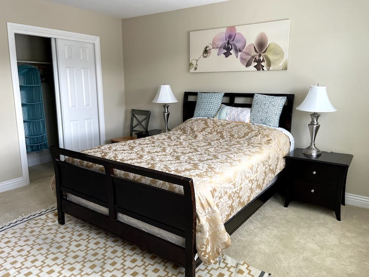 1 Private Room With Shared Bath - Santa Clara, CA