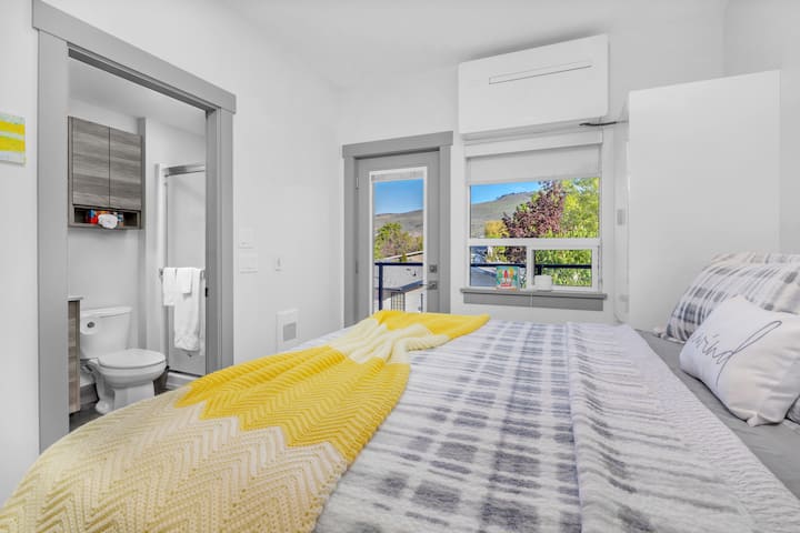 Private Studio Lake Retreat With Ac, Pool And Gym! - Vernon