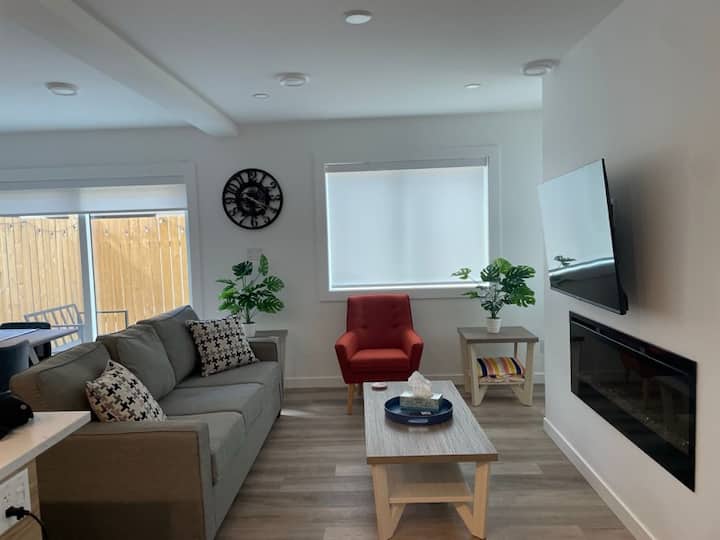 Below The Bench Townhouse - Penticton