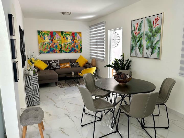 La Casita De Santurce - San Juan