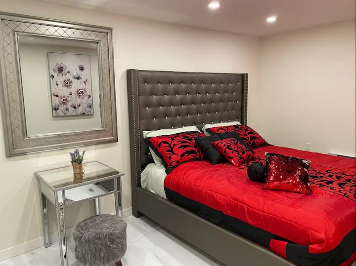 Luxury & Modern, Close To Dtw, Metro. - Montreal