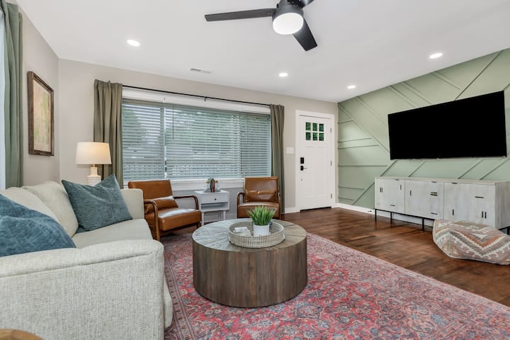 Cute & Cozy-close To Downtown, Vbc, Orion & More! - Huntsville, AL