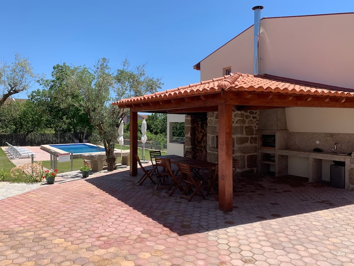 Casa Do Sepião - 14 Beds & Pool - Tondela