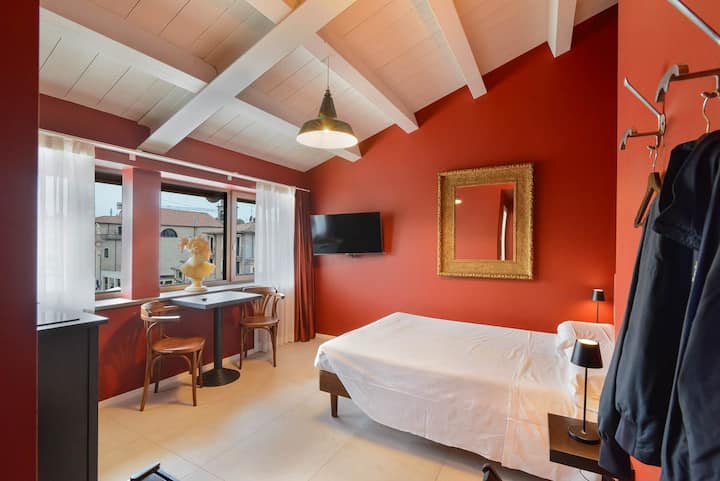 Superior Studio With City View - Peschiera del Garda