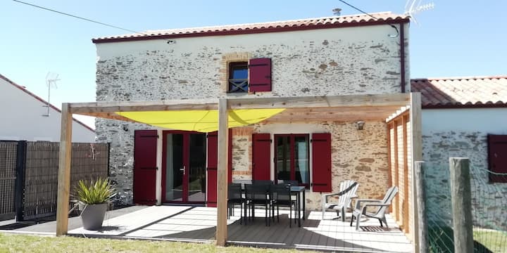 Maison De Campagne - à Challans En Vendée - Apremont