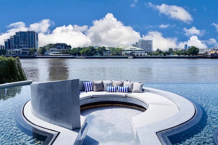 River View! Luxurious 38th Floor Central Flat - Bangkok