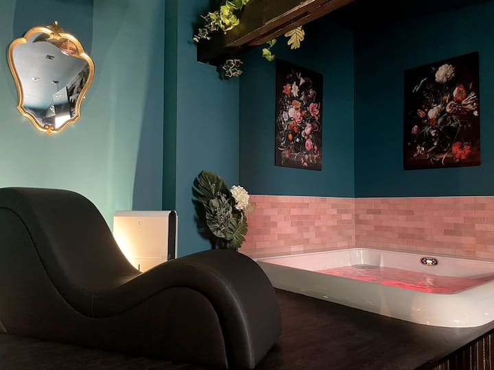 Le Boudoir, Suite Avec Spa Intérieur Privatif - La Bresse