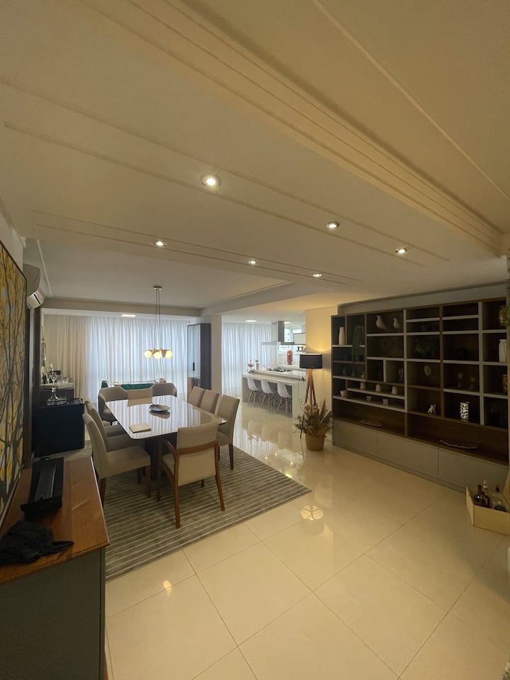 3 Suítes Alto Padrão Centro De Balneário Camboriú - Balneario Camboriú