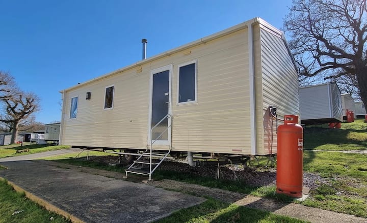 2 Bed Static Home - Thorness, Isle Of Wight - Isle of Wight