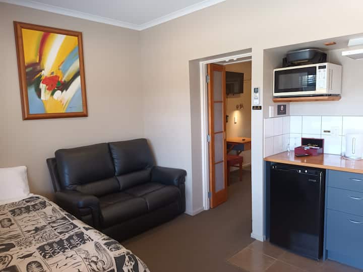 2 Bedroom Motel Unit (5pax) @ The Junction - Tūrangi