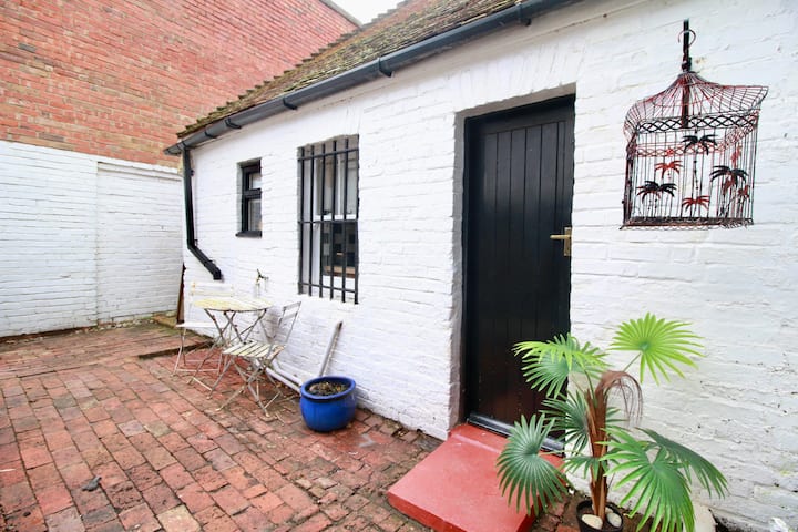 The Little Cottage - Seaford