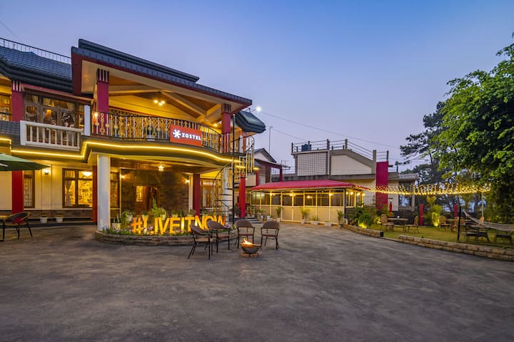 Zostel Shillong | Bed In Deluxe 4 Bed Mixed Dorm - Shillong