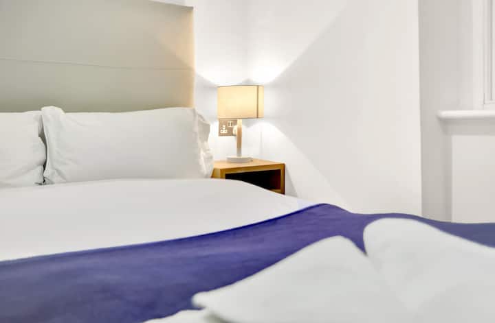 Stylish Serviced Apartment In Bloomsbury - Londres