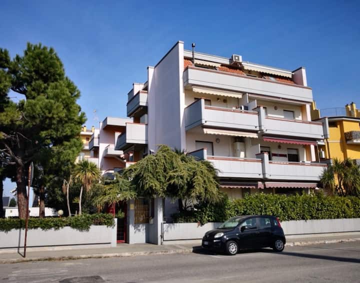 Bilocale 4 Posti Letto - San Benedetto del Tronto