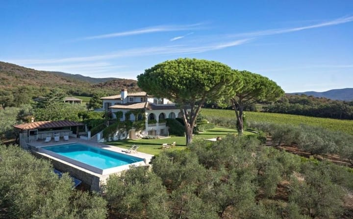 Splendida Villa Con Piscina - Castiglione della Pescaia
