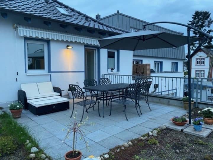 3  Bedrooms / 3 Baths, Stylish + Great Location - Langen