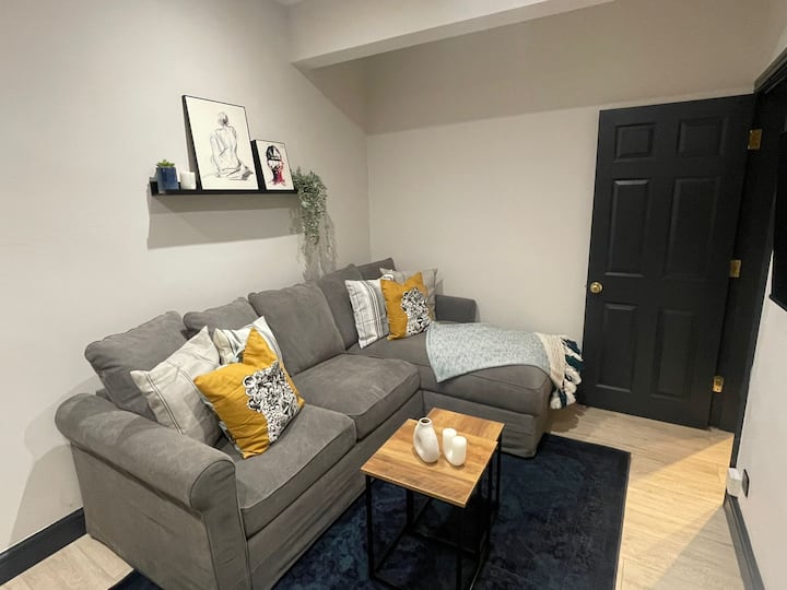 Joanies’ Beautiful Ideal Location Home - Chester