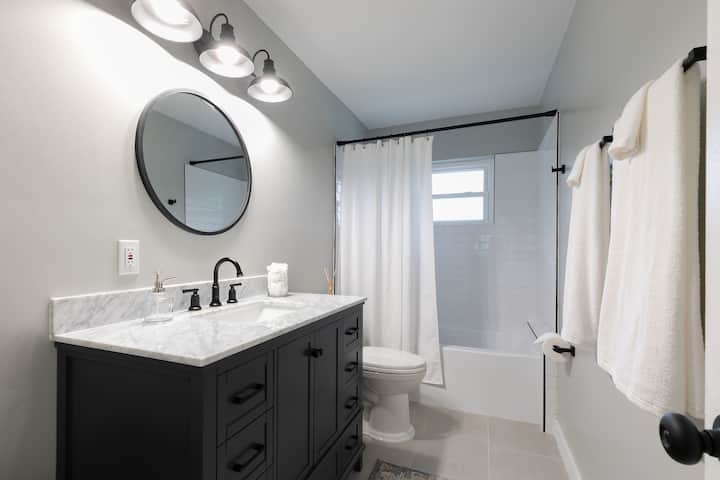 Close To Everything! Quiet And Cozy And Clean - Gainesville, FL