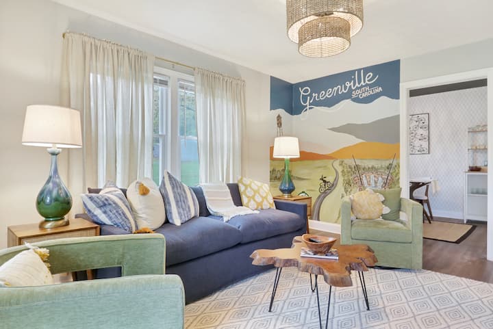 Cozy Bungalow Close To Trails! - Travelers Rest, SC
