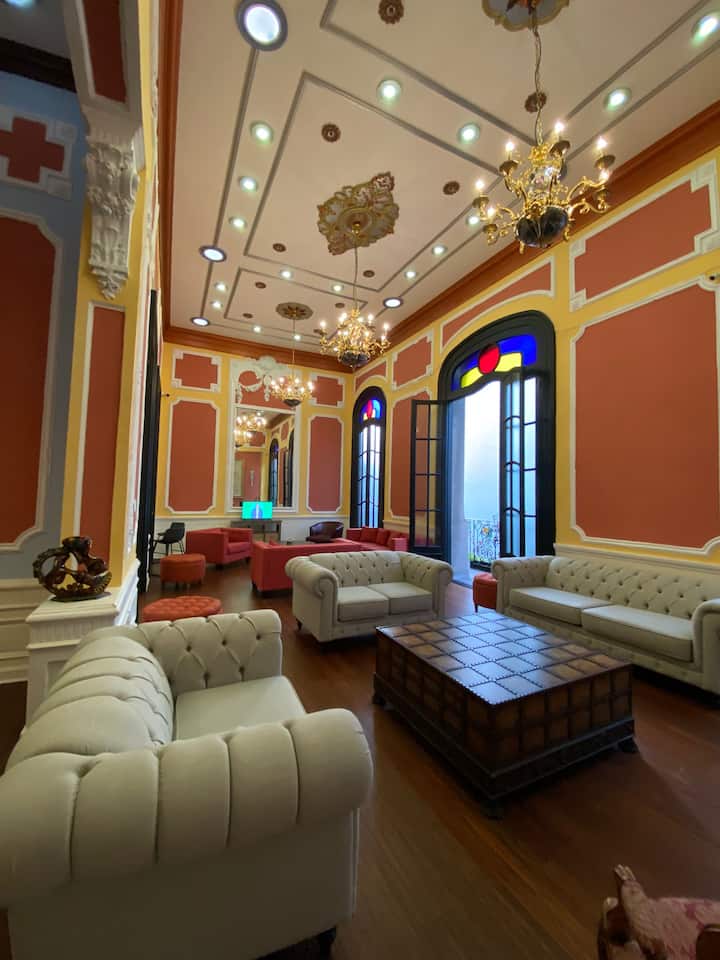 Private Suite #18 In Historic Downtown - 몬테비데오